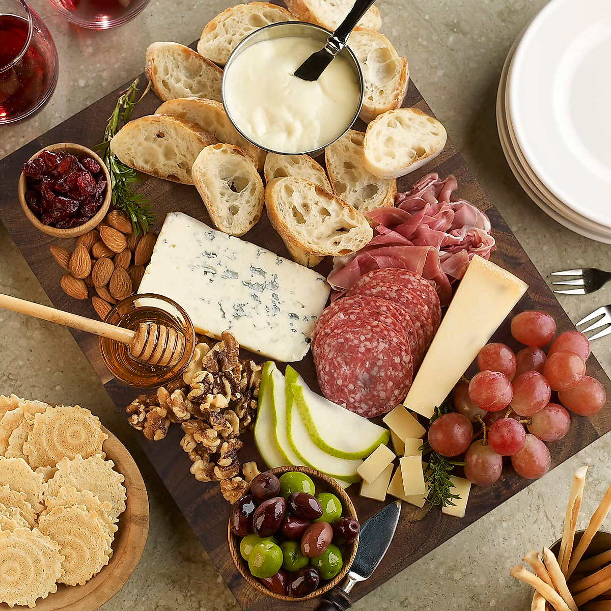 Luxury Acacia Wood Cutting Board, End Grain Cutting board With Juice Groove & Charcuterie Board, Thick Sustainable Wood Chopping Board for Kitchen(16x12x1.5 in)