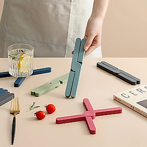 Foldable Silicone Trivets Non-Slip Heat-Resistant Folding Pad with Collapsible Cross Design for Hot Dishes Hot Pots and Pans (5PCS)