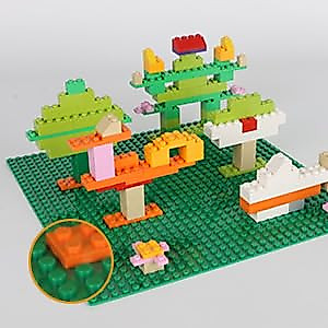 HUIZDQ Building Blocks, 1100 Pieces, Compatible with All Major Brands, Classic Bulk Blocks, Includes Wheels, Door, Window, Street Lights, Ages 3+