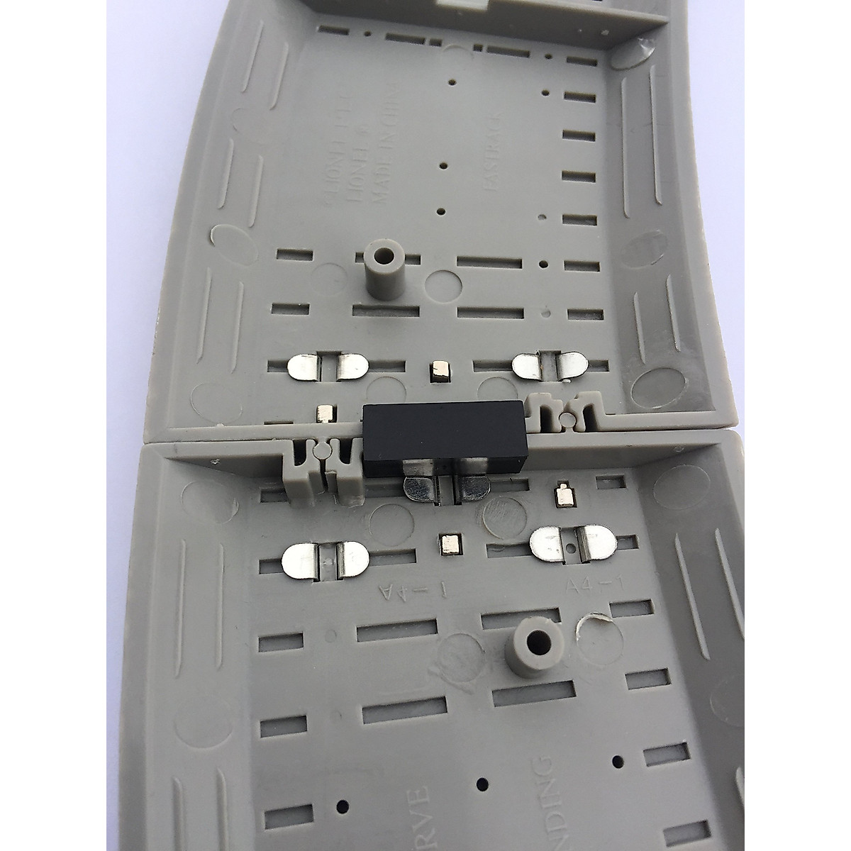 Lucas Toys Train Track Clips for Lionel O-Gauge FasTrack Tracks, Pack of 12 (Tracks NOT Included)