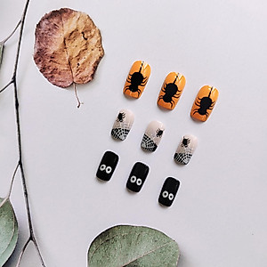 24Pcs Square Press on Nails Medium Length Halloween Fake Nails with Spider Web Design Cute Eyeballs False Nails with Glue Artificial Acrylic Nails Halloween Nail Art Stick on Nails for Women Girls