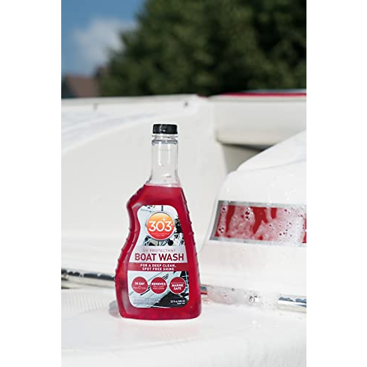 303 Products Marine Boat Wash with UV Protectant - For A Deep Clean, Spot Free Shine - 30 Day UV Protection - Removes Salt, Dirt, And Grime - Marine Safe, 32 fl. oz. (30586)