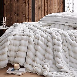 Byourbed Jelly Rolls Chunky Bunny - Coma Inducer® Oversized King Comforter - Powder Caramel