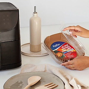 Air Fryer Liners, 125PCS Non-Stick Disposable Paper Liners for 3-5QT Air Fryer, Oil Resistant, Waterproof, Food Grade Parchment Paper for Baking, Microwave Oven, Square. FLIXFIER