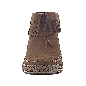 UGG Women's Kennadi Ankle Boot, Chestnut Suede, 9