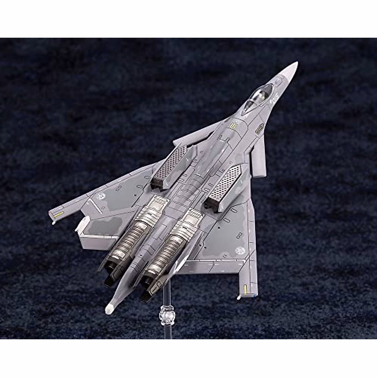 Kotobukiya Ace Combat: CFA-44 (Modelers Edition) 1:144 Scale Plastic Model Kit, Multicolor