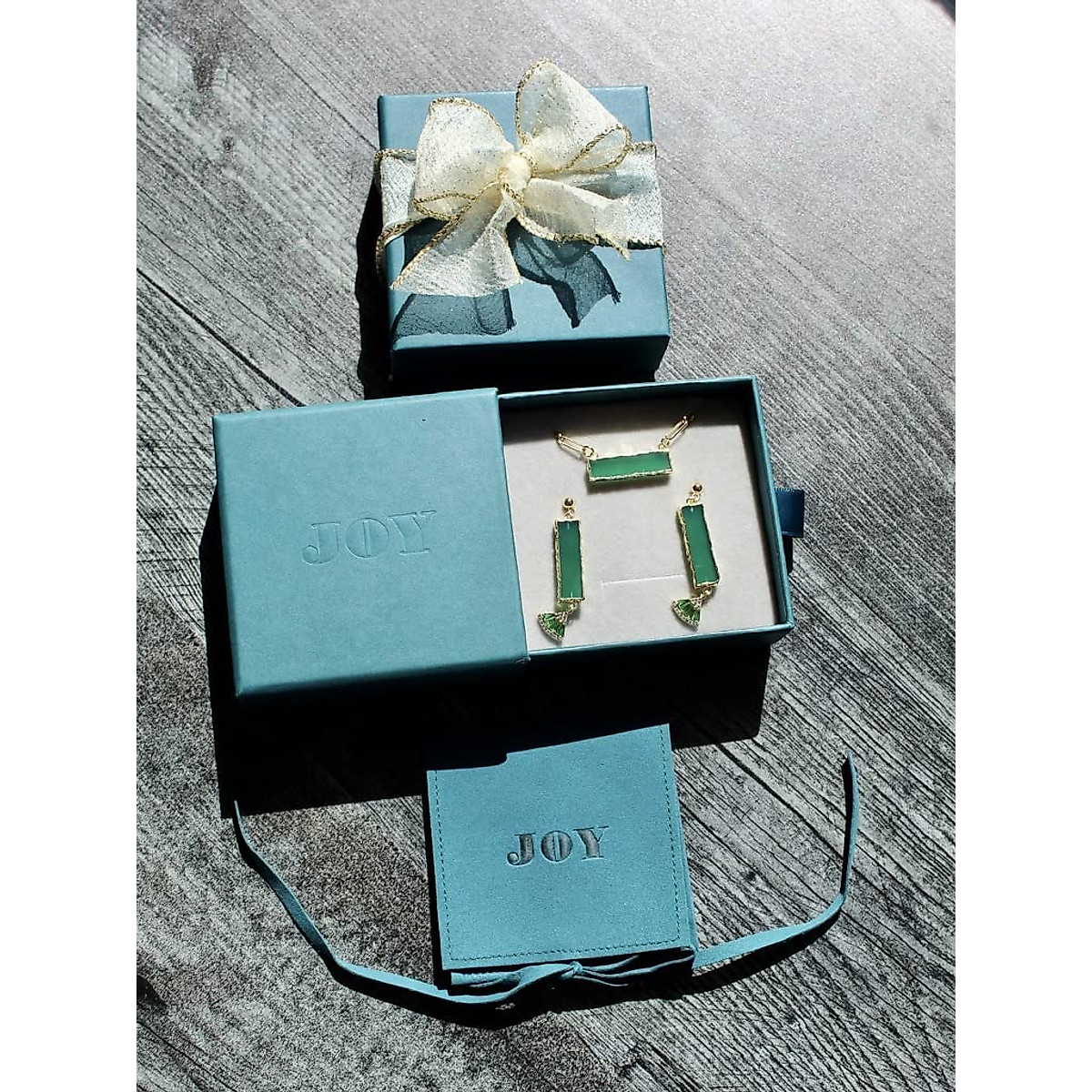 Peach Plié Titania Necklace Green Onyx