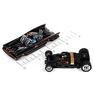 Auto World SC358 Classic TV Series Bat car HO Scale Electric Slot Car