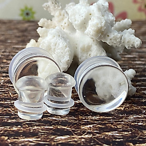 Mystic Metals Body Jewelry Pair of Clear Glass Single Flare Plugs with Clear O-rings (PG-595) (7/16" (11mm))