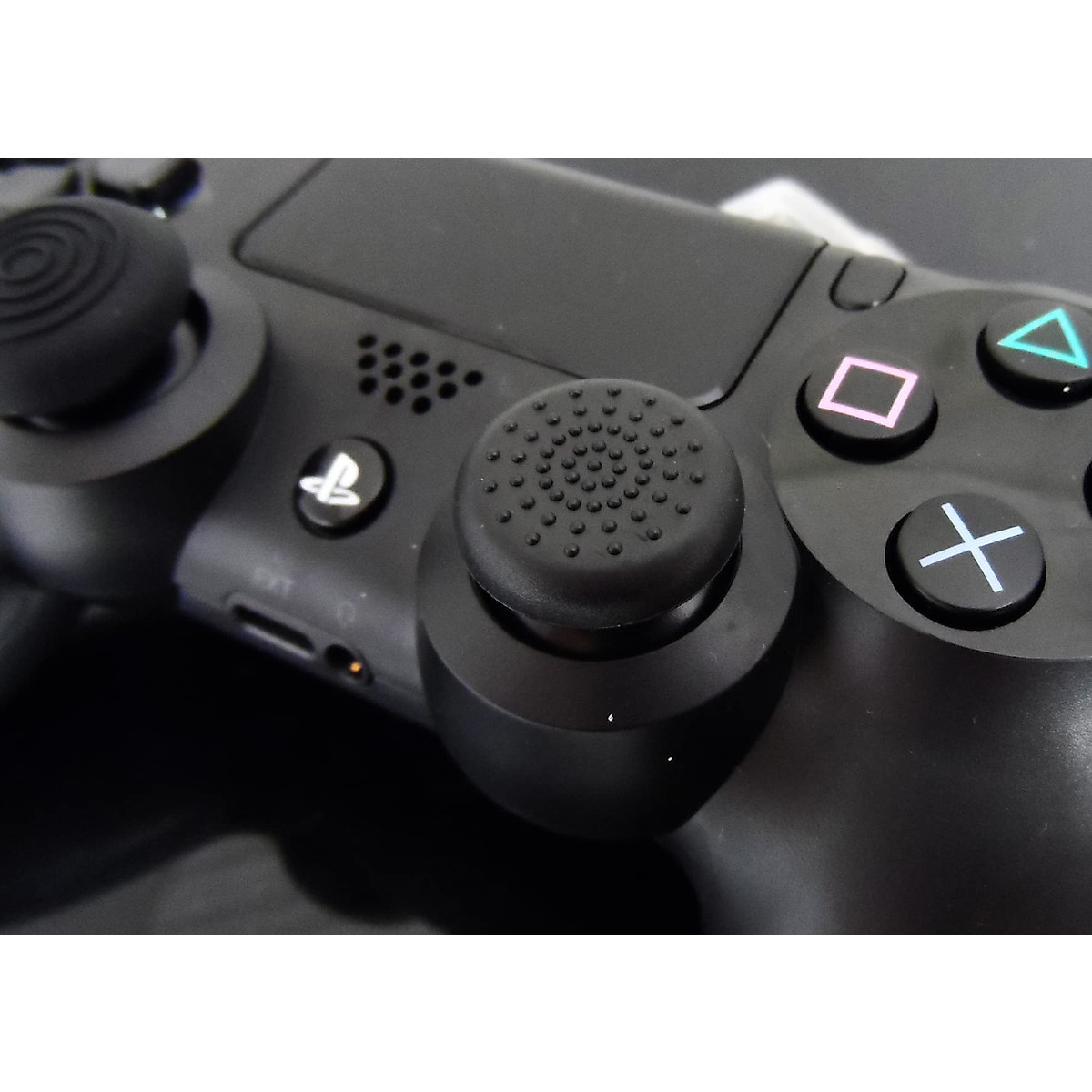 Snakebyte Trigger Treadz - Thumb Treadz for PS4-4 Pack Thumb Grips - Analog Caps for PlayStation 4 - PlayStation 4