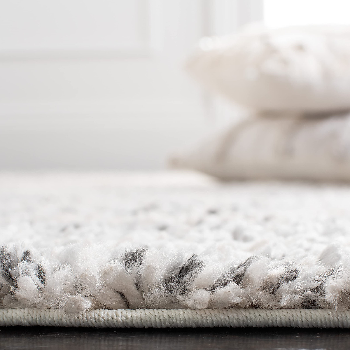 SAFAVIEH Berber Shag Collection Area Rug - 9' x 12', Grey & Ivory, Stripe Design, Non-Shedding & Easy Care, 1.2-inch Thick Ideal for High Traffic Areas in Living Room, Bedroom (BER406F)