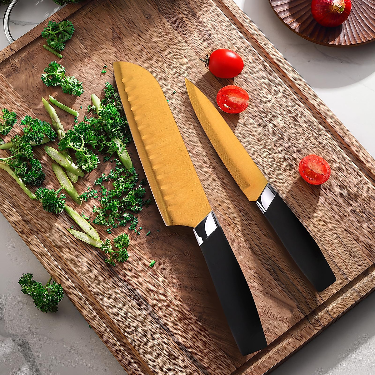 Kitchen Knife Set, Retrosohoo 6 Pieces Sharp Stainless Steel Chef Knife Set with Cylindrical Block, Ergonomic Black Handle Knife with Gold Blades, Knife Set with Gift Box, House Warming Gift (Black)