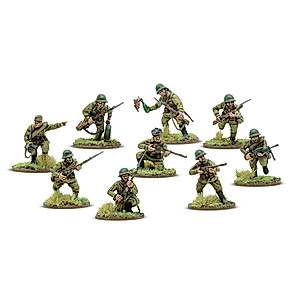 WarLord Bolt Action Soviet Army Starter Army Pack 1:56 WWII Military Wargaming Plastic Model Kit, Small