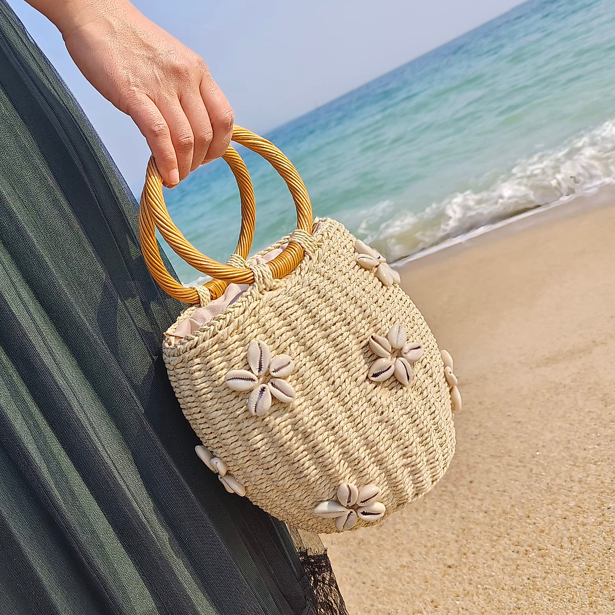 NIBD Flower Pearls Rattan Tote Bag Summer Beach Drawstring Straw Bucket Bag Diamonds Woven Handbag (D White)