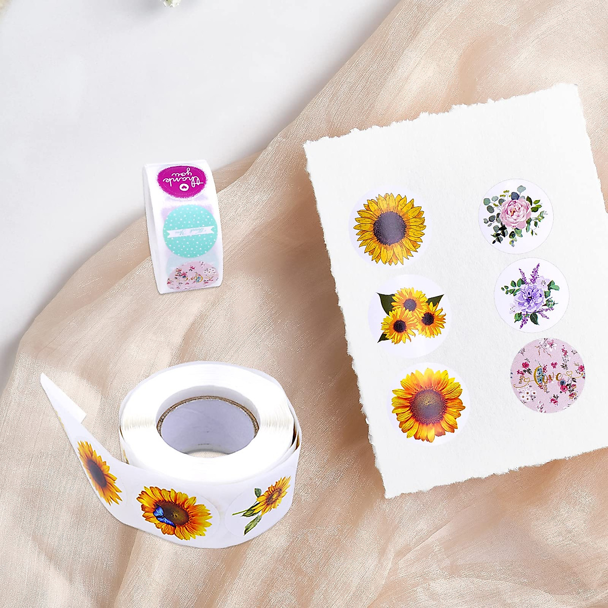 1000 Pieces Sunflower Round Adhesive Labels,Vintage Flower Stickers Roll for Cards Envelope Gift Boxes Envelope Seals Stickers(2 Rolls)