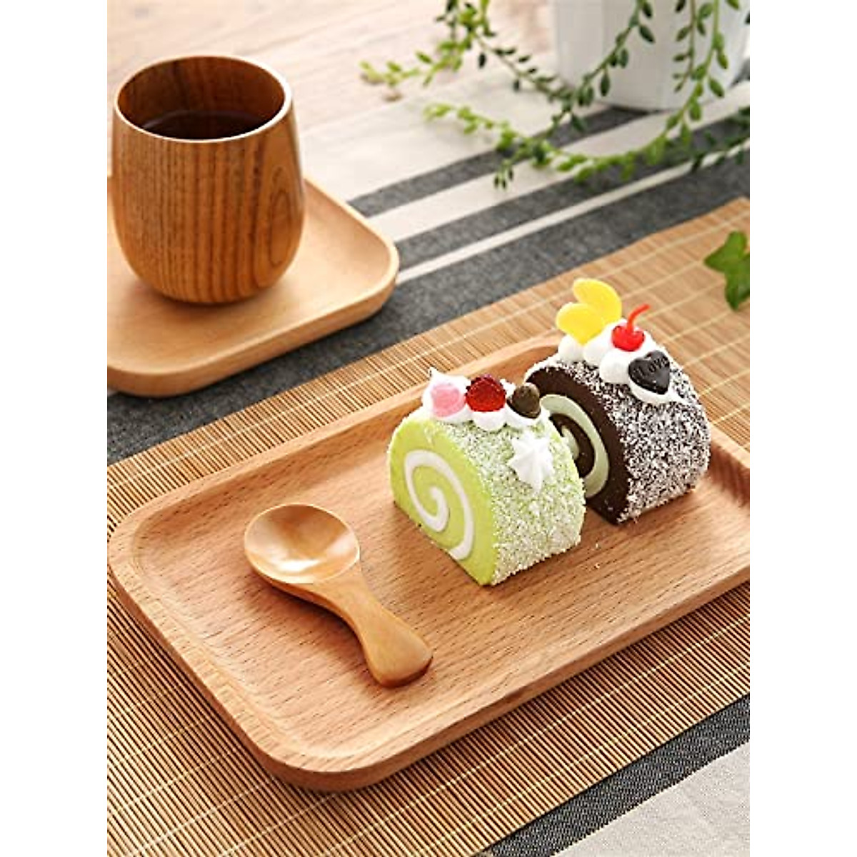 GEEKLLS Breakfast Tray Wooden Tray Solid Wood Rectangular Breakfast Plate Sushi Snack Bread Dessert Barbecue Cake Easy to Carry Multifunctional