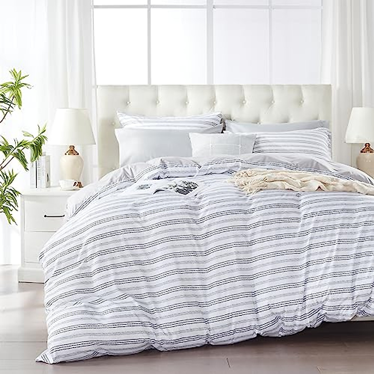 La Sheer 3pcs Striped Farmhouse Duvet Cover Sets King Size - Reversible White Duvet Cover with Grey Rugged Stripes Pattern Printed Comforter Cover,with Zipper Closure & Corner Ties