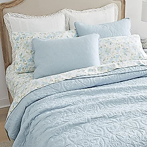 Laura Ashley King Size Quilt Set Cotton Reversible Bedding with Matching Shams, Ideal for All Seasons & Pre-Washed for Added Softness, Breeze Blue