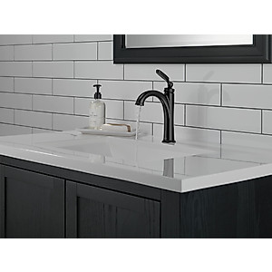 Delta Faucet Woodhurst Single Hole Bathroom Faucet, Single Handle Bathroom Sink Faucet Black, Diamond Seal Technology, Drain Assembly, Matte Black 532-BLMPU-DST