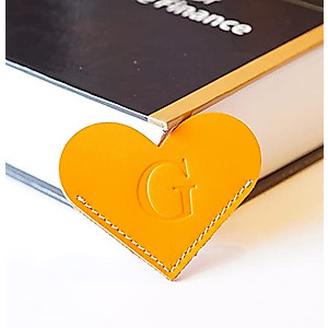 PQ Bees Personalized Leather Handmade Corner Bookmarks( 3 Pcs), 26 Letters Leather Heart Shape Corner Page Bookmark, Cute Bookmarks for Book Reading Lovers Meaningful Gift( G)