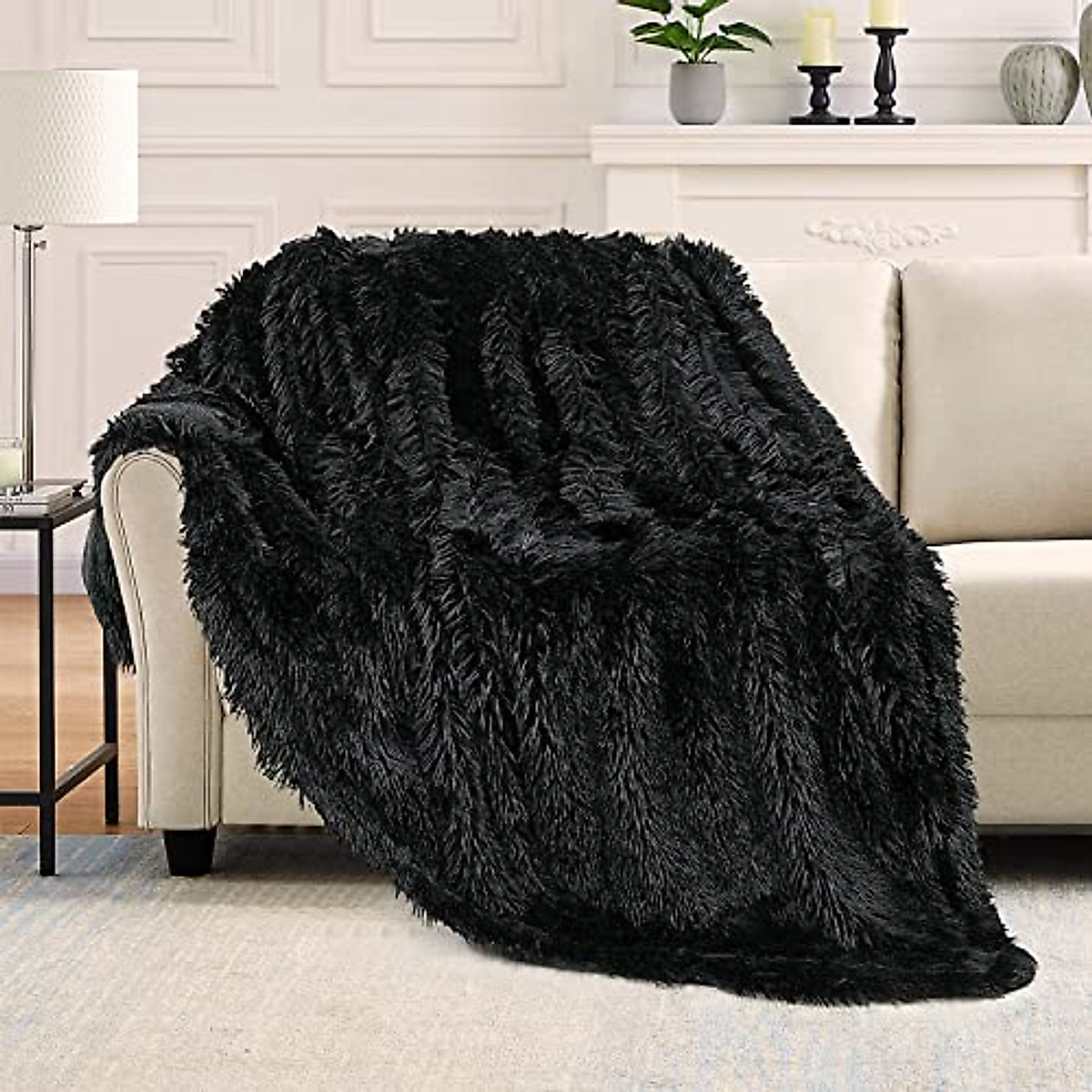 TOONOW Extra Soft Fuzzy Faux Fur Blanket Queen Size 78"x90", Reversible Lightweight Decorative Blankets and Throws Super Soft Cozy Microfiber Fleece Fuzzy Blankets for Couch Bed, Black