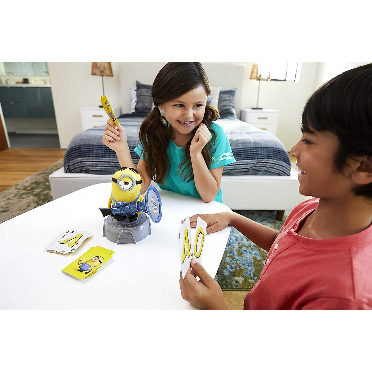 Mattel Games Gas Out Minions: The Rise of Gru Kids Game with Minion Holding Fart Blaster & 56 Cards for 2-6 Players