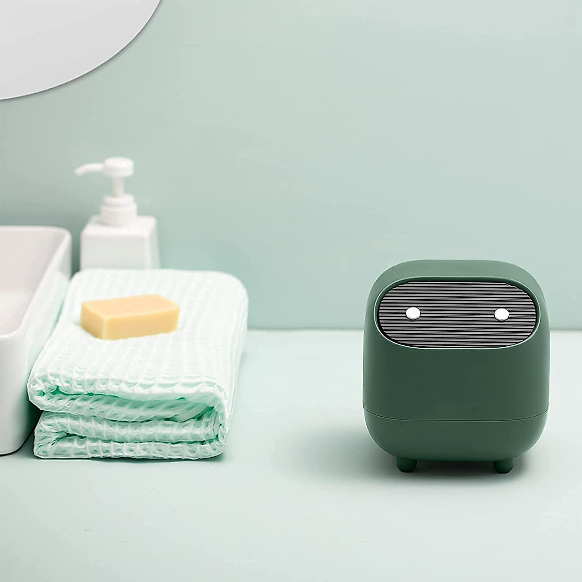 ENNTJOOY Cute Mini Ninja Desktop Trash Can Double Press Trash Can with Lid Suitable for Bathroom Vanity, Desktop, Office or Coffee Table, Green