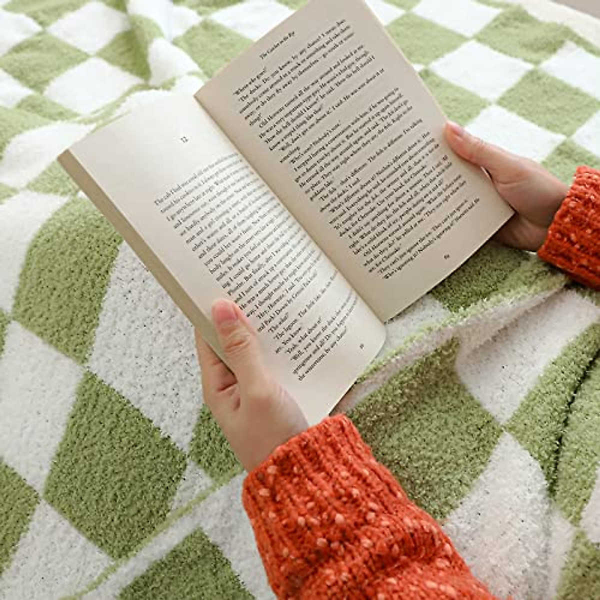 OTOSTAR Knit Checkered Throw Blanket Super Soft Warm Cozy Knitted Checkerboard Grid Chessboard Gingham Reversible Blanket Comfort Plush Fluffy Blanket for Couch Bed Sofa Travel 50x60 Inch (Sage Green)
