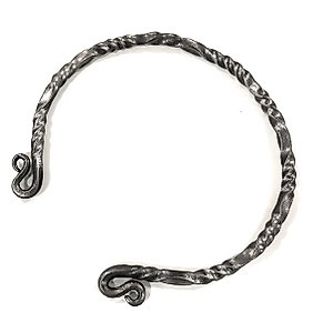 ARTIZANSTORE Forged Iron Neck Torc, Forged Torc, Viking Torc, Medieval Nordic Torc, Handforged Torc, Costume Reenactment LARP