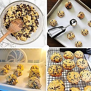 JUNADAEL J Medium Cookie Scoop, 2 Tablespoons/ 30 ml/ 1 oz Cookie Scoop for Baking, Cookie Dough Scoop, Spring-Loaded Scoop, Comfortable Grip, Non-Slip