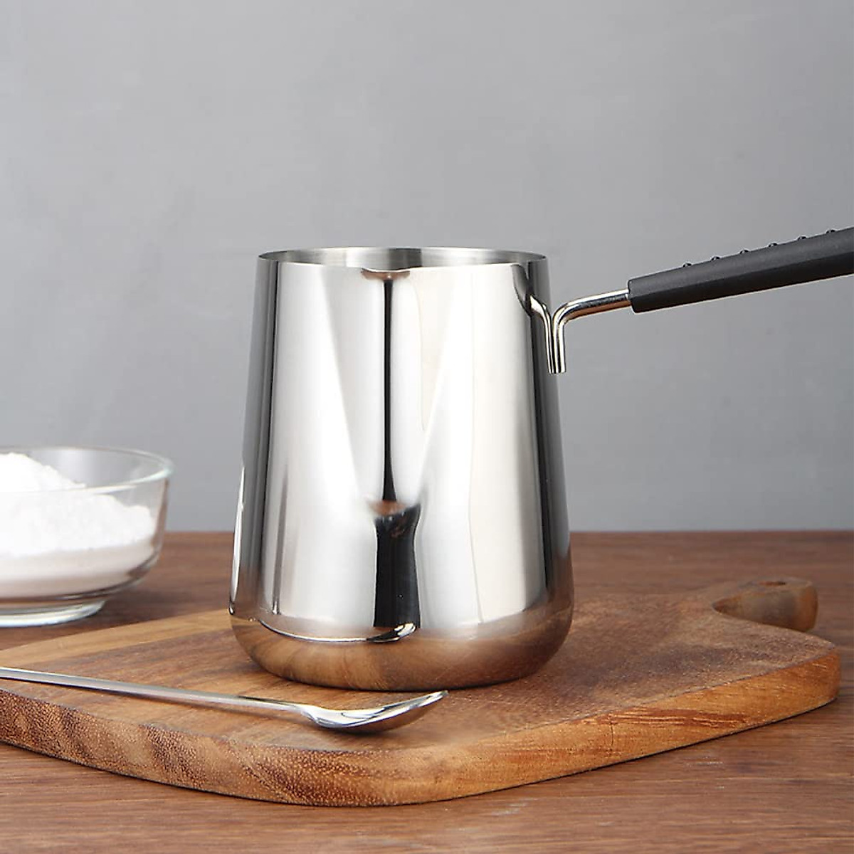 Elvaesther Milk Warmer Pot, Stainless Steel Milk Warmer Pot, Milk Pan with Scale Chocolate Butter Melting Pot Milk Frothing Pitcher with Lengthened Heat-insulated Handle 600ml