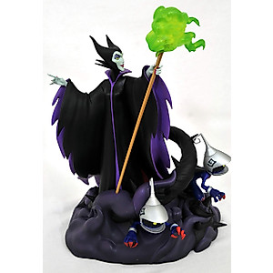 DIAMOND SELECT TOYS Kingdom Hearts III Gallery: Maleficent PVC Figure, Multicolor, 11 inches
