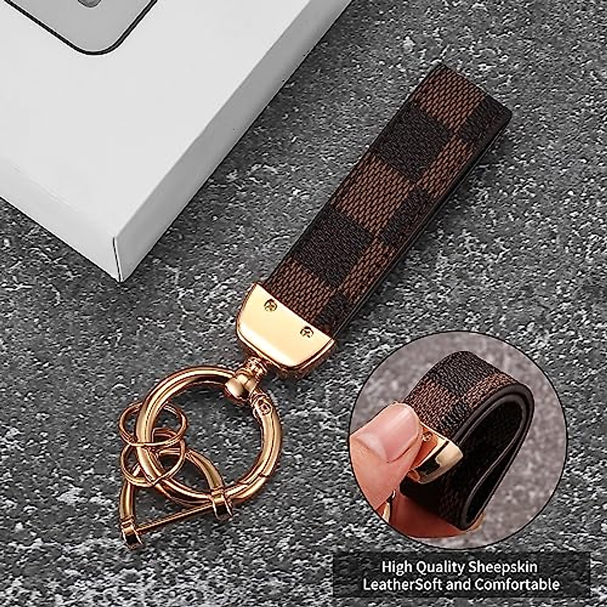 ALAHUGYEF Car Keychains, PU Car Key Chains with Zinc Alloy Ring, Universal Key Chains for Men and Women, Car Key Accessories - Brown Plaid