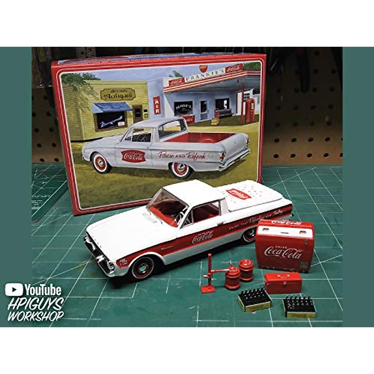 AMT 1960 Ford Ranchero w/Coke Chest (Coca-Cola) 2T 1/25th Scale Model Kit, White (AMT1189M)