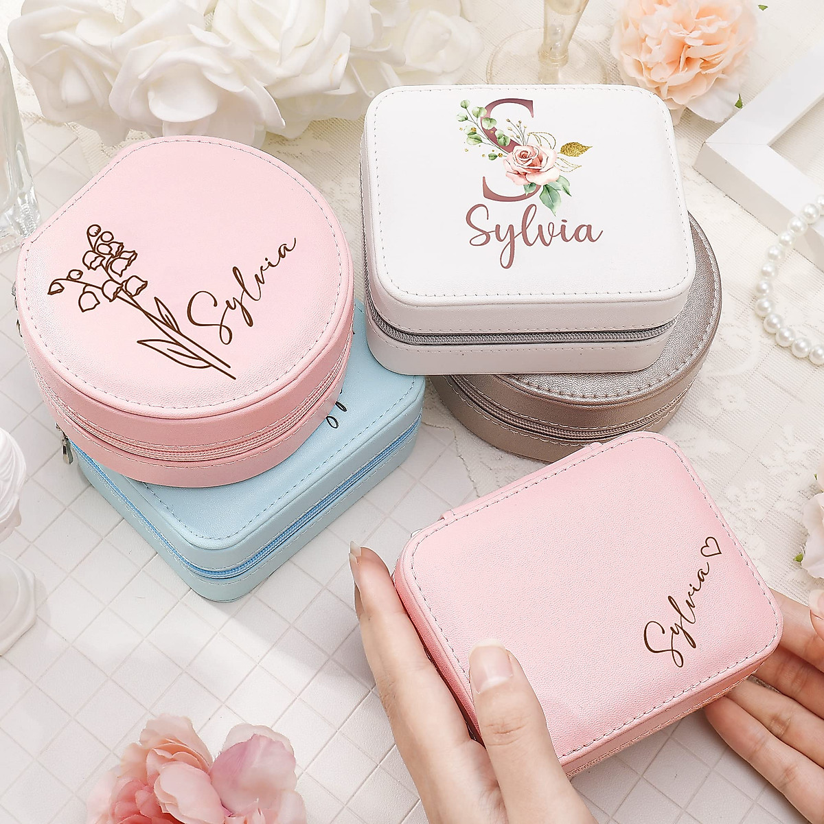 Party-rainday Bridesmaid Proposal Gifts Custom Leather Jewelry Box, Birth Flower Travel Jewelry Case Ring Box, Personalized Jewelry Organizer (Champagne)