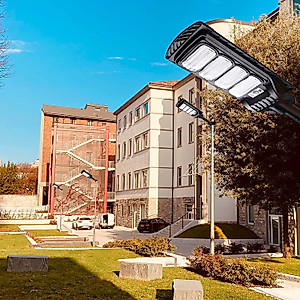 KCCCT LED Solar Street Lights 200W 6500K Waterproof with Motion Sensor Radar Dusk to Dawn Solar Flood Lights Outdoor Solar Security Wall Light for Street,Garden,Patio,Garage,Yard