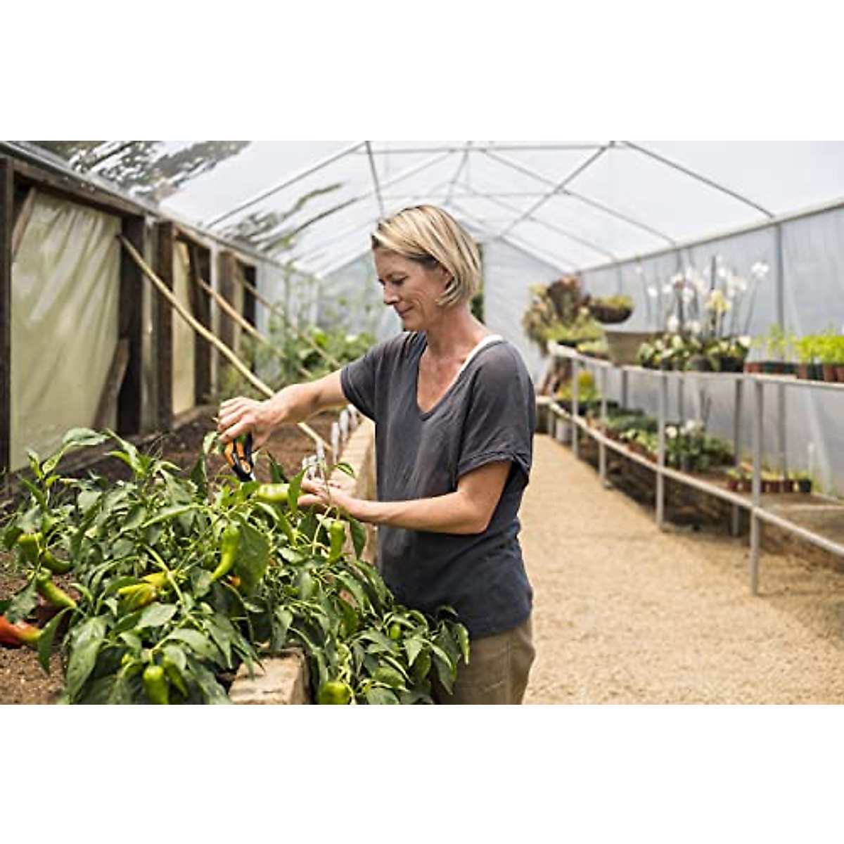 Fiskars SmartFit Pruner Bypass P68, Cutting Diameter Adjustable Up to 2.4 cm, Steel Blades with Non-stick Coating/Fiberglass ReinForced Plastic Handles, Length:20 cm, Black/Orange, 1001424