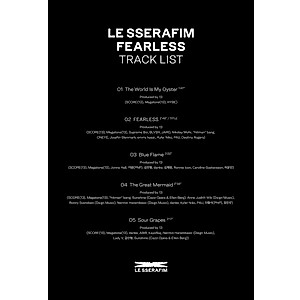 [KTOWN4U PREORDER] LE SSERAFIM - 1st Mini Album [FEARLESS] Album+Pre-Order Benefit+Folded Poster (Vol.1+Vol.2 ver. SET)