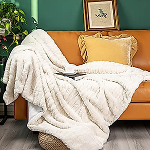 GLORY SEASON Comfy Warm Blanket Faux Fur Throw Blanket Fuzzy Ultra Soft Cozy Fluffy Blanket for Bed Couch and Living Room Sofa,Chair,50x60 inches Off White