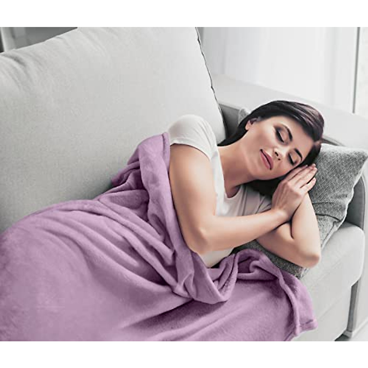 Utopia Bedding Fleece Blanket Queen Size Lilac 300GSM Luxury Fuzzy Soft Anti-Static Microfiber Bed Blanket (90x90 Inches)