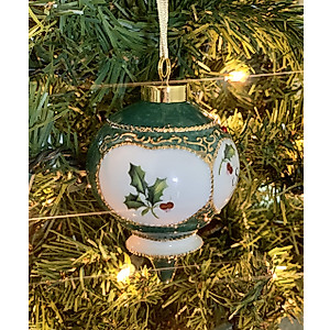 Special Nurse Victorian Ball Hanging Holiday Ornament - Perfect Thank You Gift for Nurse/Caretaker for Christmas
