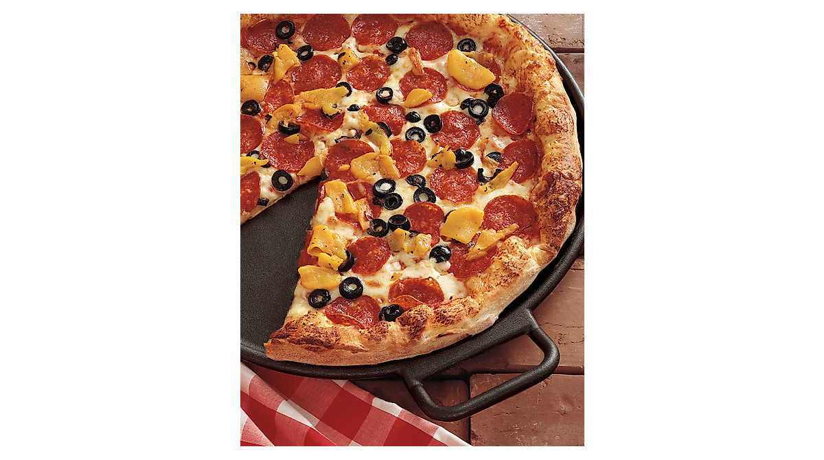 Lodge BOLD 14 Inch Cast Iron Pizza Pan | Durable & Style-Driven Cookware
