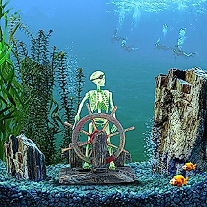 Bestgle Aquarium Decor Ornament Air-Driven Active Skeleton Pirate Captain for Fish Tank Decoration