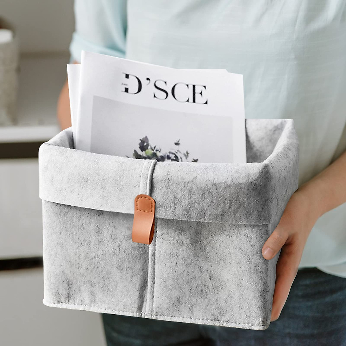 WisePoint Felt Storage Basket, Folded Closet Storage Bins Large Capacity Cube Storage Bin with Hanger, Multifuctional Storage Bins for Shelves, Clothing, Books, Shoes (light gray)