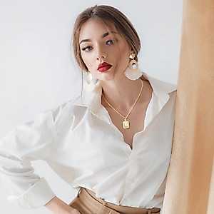 Valentine's Day Gift Gold Initial Necklaces for Women, Letter Necklace for Her Birthday Gift for Friends, Yellow Gold Initial Pendant Necklace with Rope Chain, Gold Plated, Cubic Zirconia