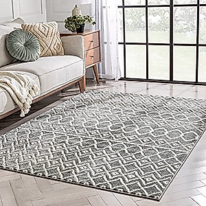 Well Woven Niria Grey Moroccan Tribal Diamonds Soft High-Lo Pile Area Rug (5'3" x 7'3")