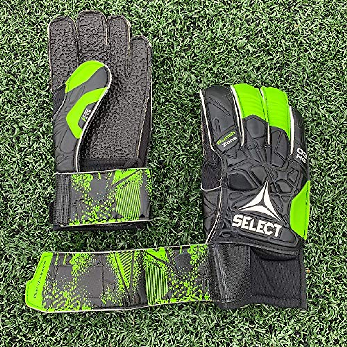 SELECT 03 Youth Protec HG V20 Goalkeeper Glove with Finger Protection, Size 5