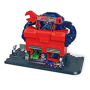 Hot Wheels Creature Attack Playsets, Gorilla Garage, Multicolor