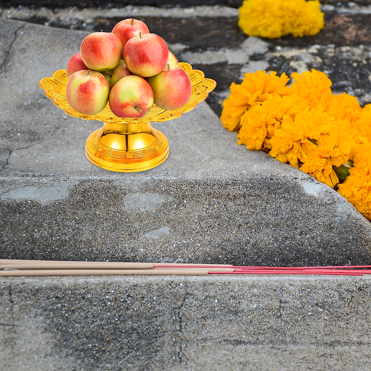 Buddha Altar Fruit Plate：2PCS Offering Plate Tribute Serving Trays - Offering Fruit Desserts and Snacks for Buddha Altar Temple - Gold (8 Inches)