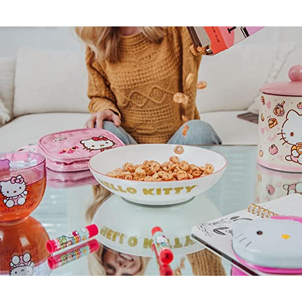 Sanrio Hello Kitty Rainbow 9-Inch Ceramic Coupe Dinner Bowl